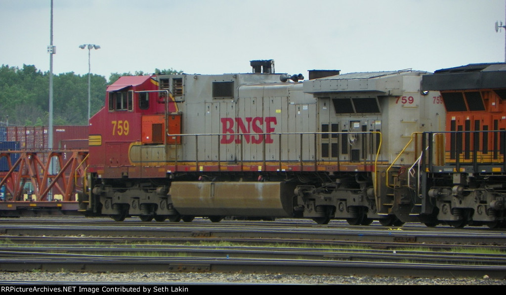 BNSF 759